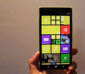 Nokia Lumia 1520, Superb Phablet from Nokia: Hands-on Review - iTechBahrain